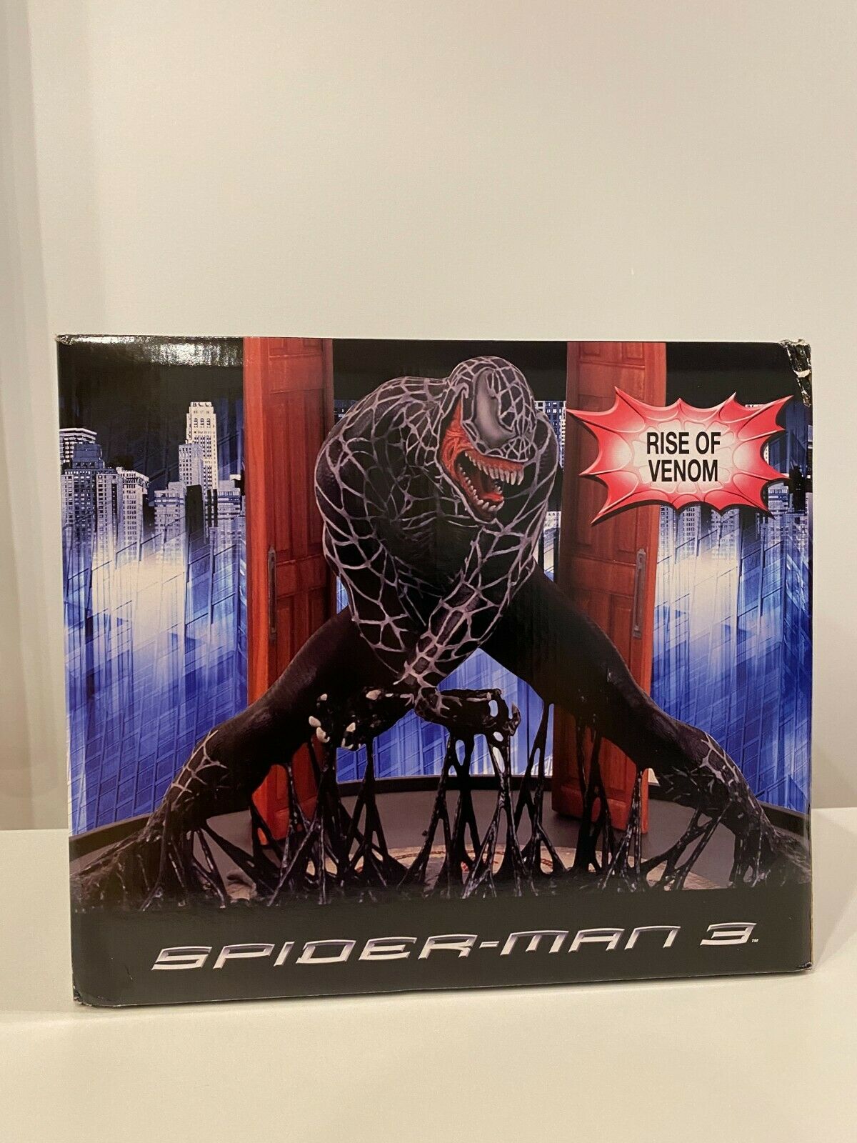 DIAMOND SELECT TOYS - Marvel - Rise of Venom Statue (Spider-Man 3) Sta ...